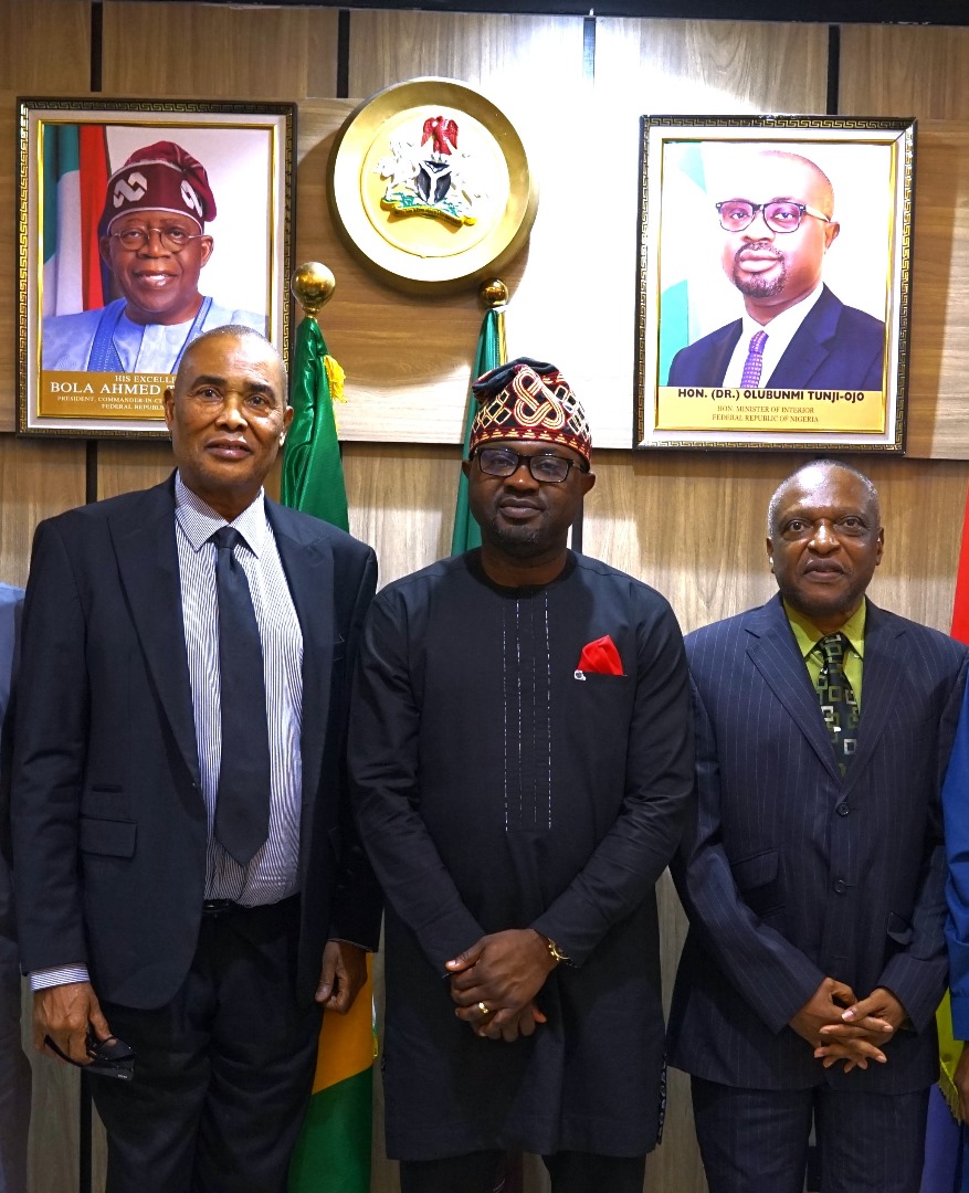 FG PARTNERS AAS FOR SUCCESS OF SCIENTIFIC CONFERENCE – I BOARDROOM